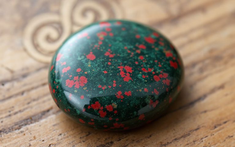 Colored Stones: All about Bloodstone - IGI
