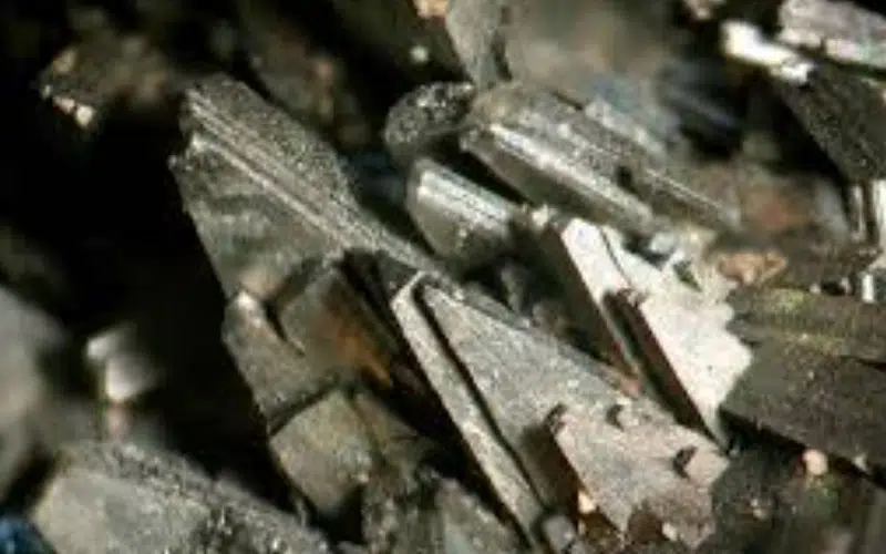 All About Colored Stones: Larimar, The Caribbean’s Ocean Gem - IGI