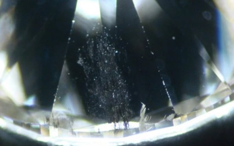 Inclusions Seen in Lab Grown Diamonds - IGI